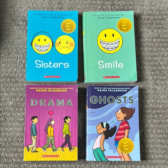 Scholastic | Other | Scholastic Graphic Novels Set | Poshmark